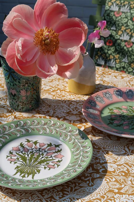 William Morris At Home | Luxury Beauty & Lifestyle Accessories