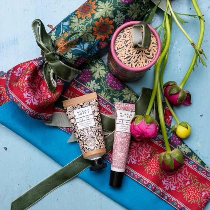 Hands – William Morris At Home