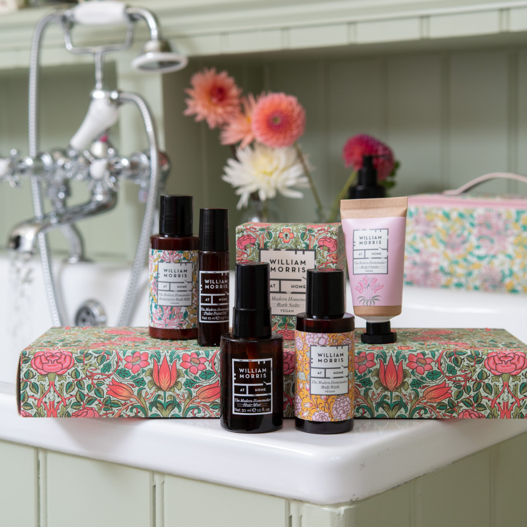 The Modern Homemaker – William Morris At Home